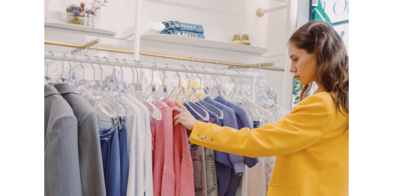 Czym jest Wardrobing? - Jak mniej kupować